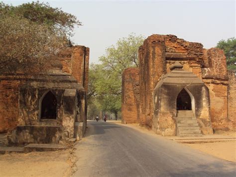 အတၱ၏ ဒဏ္ရာမ်ား ပုဂံမင္းဆက္မ်ား