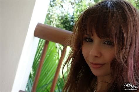 Ariel Rebel Pornstar Balcon Fond Décran Hd Wallpaperbetter