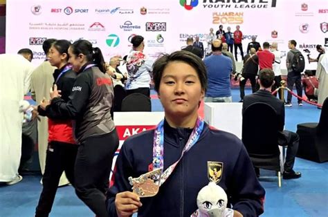 Zaskia Putri Harumkan Nama Indonesia Raih Juara Dunia Karate Di Uea Ntvnews Id