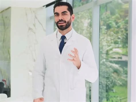 transformación personal el dr zamir páez y su compromiso con la