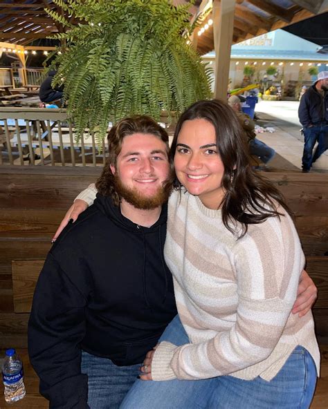 Tabitha Holmes Tabithamholmes • Instagram Photos And Videos