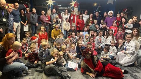 Dxc Mikuláš Pre Stovky Detí Aj U Vás Bol U Nás Vykúzlil Radosť Pre