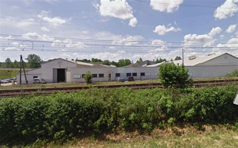Charente un jeune salarié perd son bras dans la machine dun abattoir