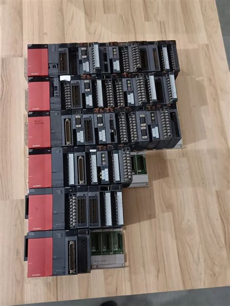 MITSUBISHI PLC TRAINING SET MELSEC Q Series Analog At 52529 Piece