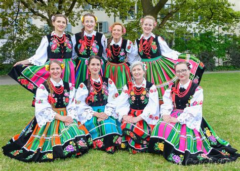 Występ Polonijnego Zespołu Lasowiacy Moja Szwajcaria