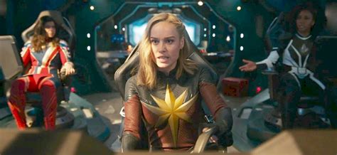 Review The Marvels Girls With Guns
