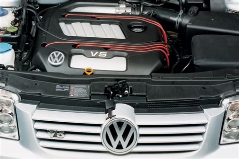 Volkswagen Passat Review Pricing Photos And Specs