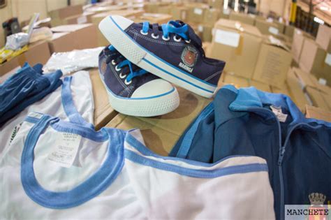 Prefeitura Apresenta Novos Uniformes E Kits Escolares A Noticia
