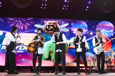 五月天出道25週年巡演加碼 3月唱進高雄世運5天 娛樂 中央社 Cna