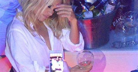 Noche Sin Control De Pamela Anderson Infobae
