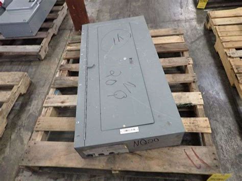 Square D Nqod Panelboard With Circuit Breakers Yellow Tag Auctions