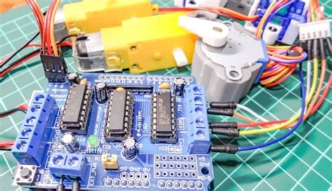 【arduino 小ネタ④】arduinoのスケッチ書き込みが上手くいかない！シリアル通信uartで使われるtxrx端子に何か接続され