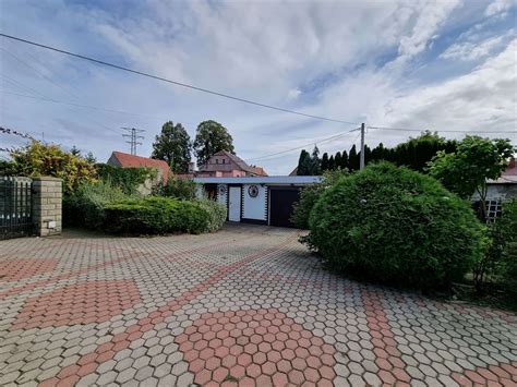 Sprzedam Dom Iwiny M Pln Pokoi Domiporta Pl