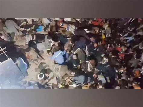 Yemen At Least 85 Killed Hundreds Injured In Stampede Indiapost