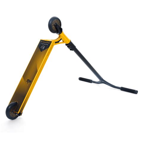 Ryan Williams Signature 560 Complete Scooter Gold Black S2as