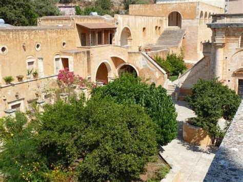 Agia Triada of Jagarolon