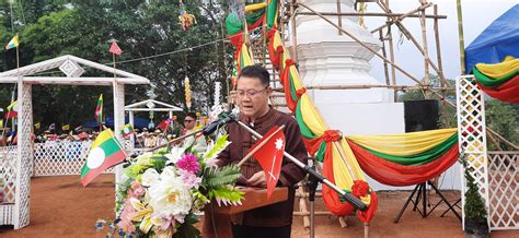 Dvb ရှမ်းတော်လှန်ရေးစတင်ခဲ့သူ စဝ်နွဲ့ဆောယန္တ၏ အရိုးအိုးဂူသွင်း အမှတ်တရ စေတီတည် ဓာတ်ပုံ