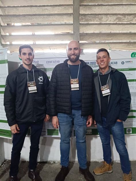 Estudantes de Agronomia apresentam trabalhos no º Congresso Brasileiro de Agronomia