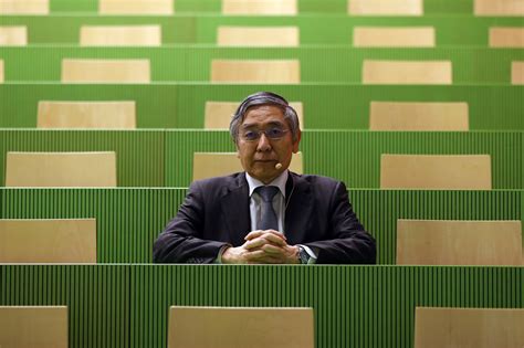 黒田日銀総裁：デフレマインド、一気に払しょくするのは容易ではない Bloomberg