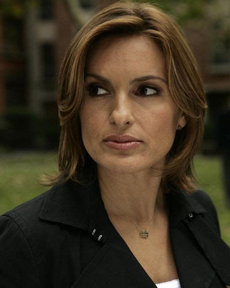 Captain Olivia Benson Ideas Olivia Benson Mariska Hargitay Law And Order Svu