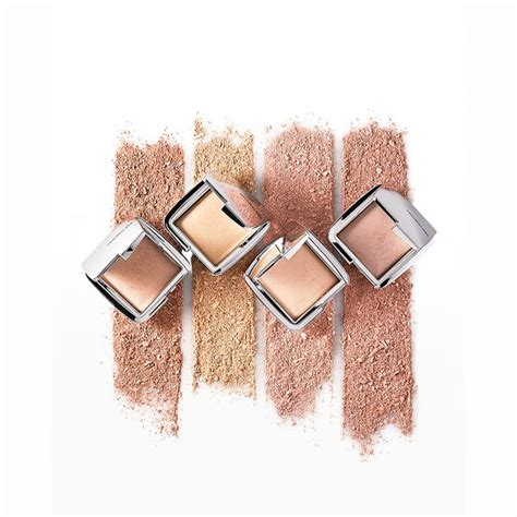 Hourglass Cosmetics Ambient Strobe Lighting Powder