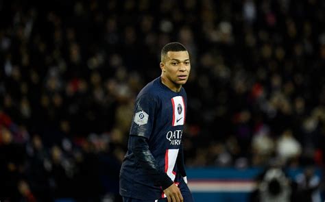 Kylian Mbappé Y Achraf Hakimi Vuelven A Los Entrenamientos Del Psg