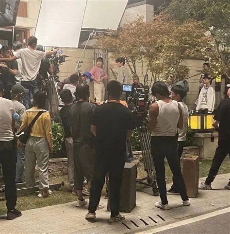 《月光变奏曲》虞书欣、丁禹兮新路透，丁禹兮身穿风衣