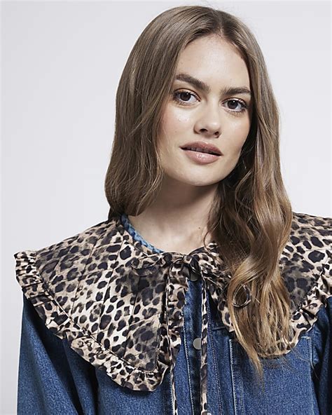 Beige Quilted Leopard Print Collar River Island