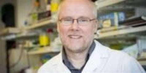 Researcher Develops Safer Gene Therapy Lab Manager