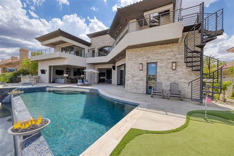 Actor Dean Cain Pays Nearly 4m For Seven Hills Mansion Las Vegas