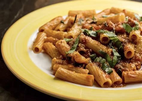 miami italian spot osteria del teatro restaurant not closing after all