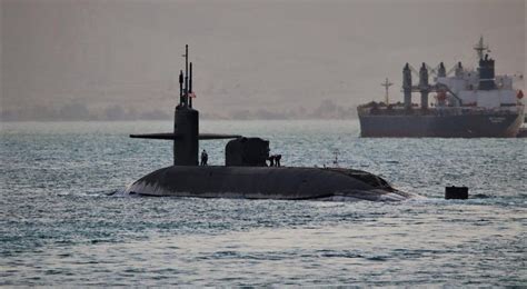 Us Navy Nuclear Submarine Arrives In Italy Reportaz
