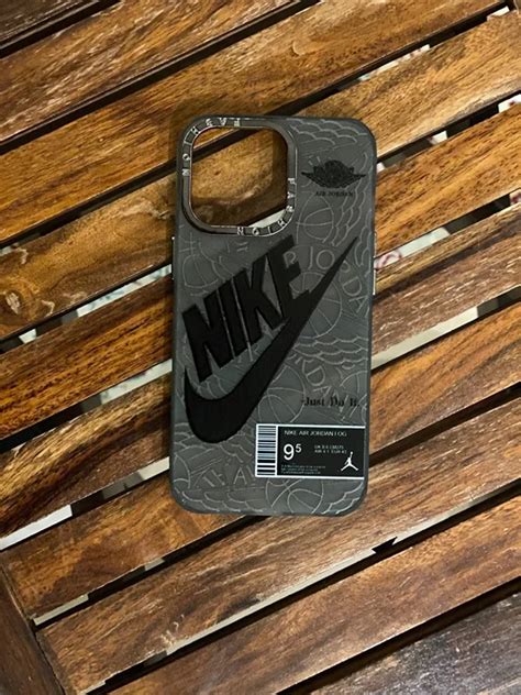 Moboluxe موبولوکس کاور گوشی آیفون جردن نایک