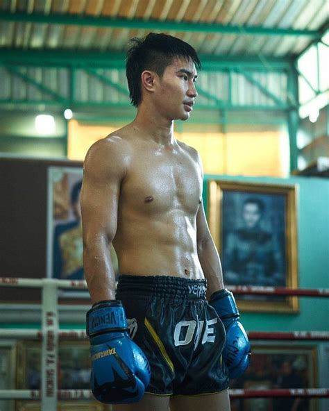 แฟนๆ แอบจิ้น Rae Lil Black เข้ามาคอมเมนต์ชื่นชม ตะวันฉาย หลังชนะ