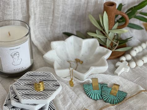 Sophia Co Gorgeous Soft Lace Elegant And Classic Styles Sophiaco