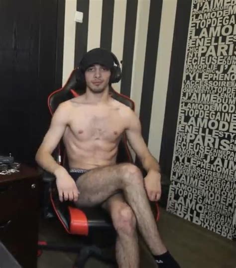 დედაჩემს ველოდები ღამის 3 სთ ზე როდის გამომიწმინდავს ტრაკს R Tmgsubmissions