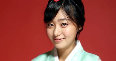 [md포토] 이영은 고운 새색시 한복 입었어요