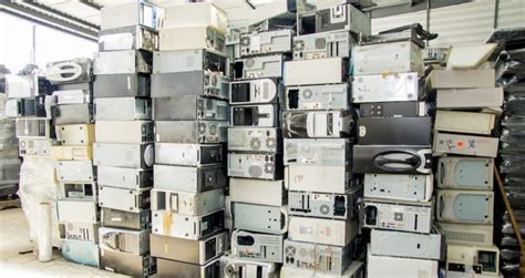 How To Recycle Old Computers For Cash