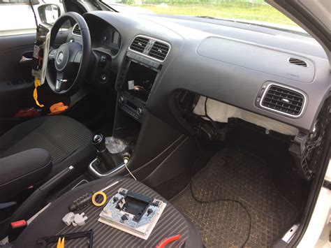 Подсветка перчаточного ящика — Volkswagen Polo Sedan, 1,6 л, 2014 года ...