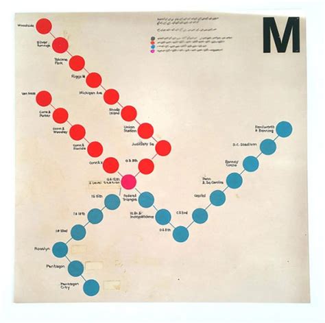 Unrealised Dc Metro Subway Map Designs By Massimo Vignelli Subway Map Design Subway Map Vignelli