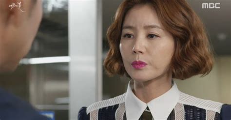 여왕의 꽃 김성령 이종혁 이름으로 자신에게 꽃 선물하고 자작극