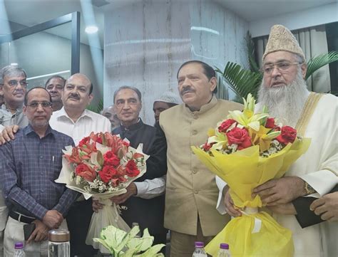 सर्वोकोन के नए ऑफिस नोएडा सेक्टर 62 में कम्पनी के संस्थापक और प्रबंध