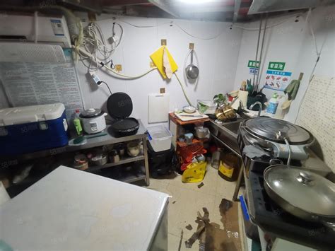 【8图】（51旺铺）滨湖区星光广场30平店铺，无行业限制，诚心转让无锡滨湖太湖商铺租售生意转让转让 无锡58同城