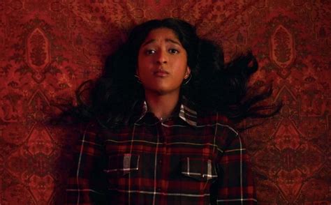 Eu Nunca final explicado da ª temporada quem Devi fica Entenda o final da série da Netflix