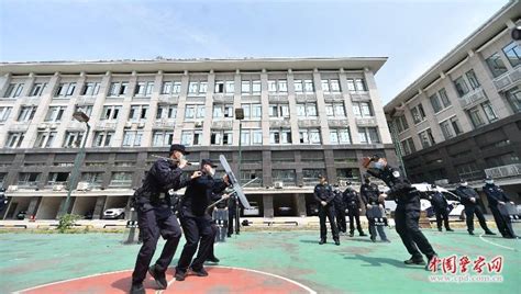 铜陵：大练兵 为实战技能公安局进行了