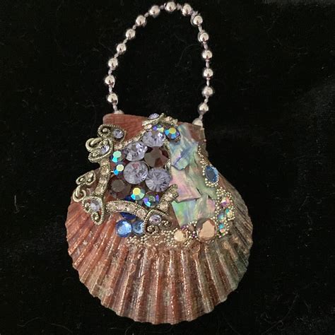 The Blue Lagoon House And Artunique Tsvintage Jewelson Shell