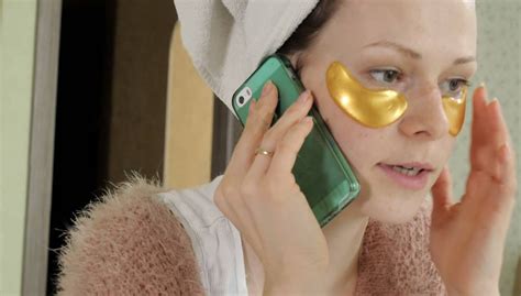 10 Easy Ways To Look Busy While Working From Home Theartgorgeous