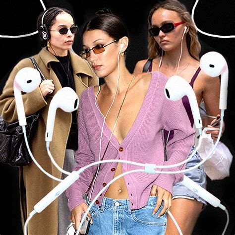 Wired Headphones Are The New It Accessory And We Should Have Seen It Coming Teen Vogue