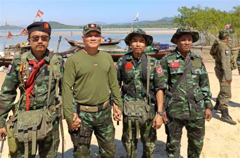 Knla ဒုစစ်ဦးစီးချုပ် ဒုဗိုလ်ချုပ်ကြီး စောဘောကျော်ဟဲ တပ်မဟာ ၄ လူထုတ