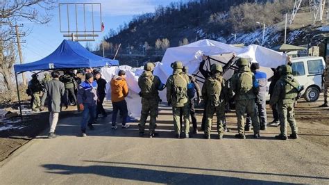 Russian Peacekeepers Mediate New Meeting Between Representatives Of